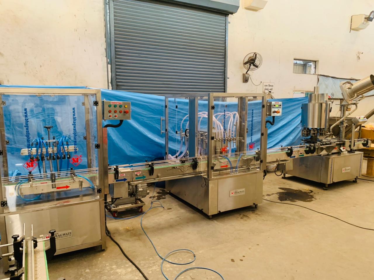 Liquid Bottle Filling Machine - Automatic, Semi-automatic, Manual