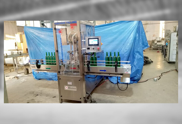 Lotion Filling Machine - Liquid Bottle Filling Machine for Shampoo ...