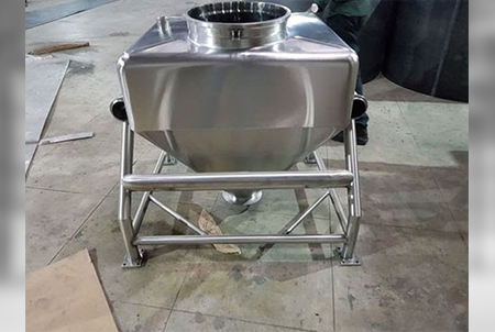 IPC bins,IBC Bin,Bin Blender,IPC Bin Loader,IPC Containers,Lifters