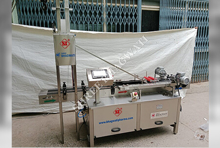 Automatic Linear Press Snap Capping Machine / Automatic lid Pick And ...
