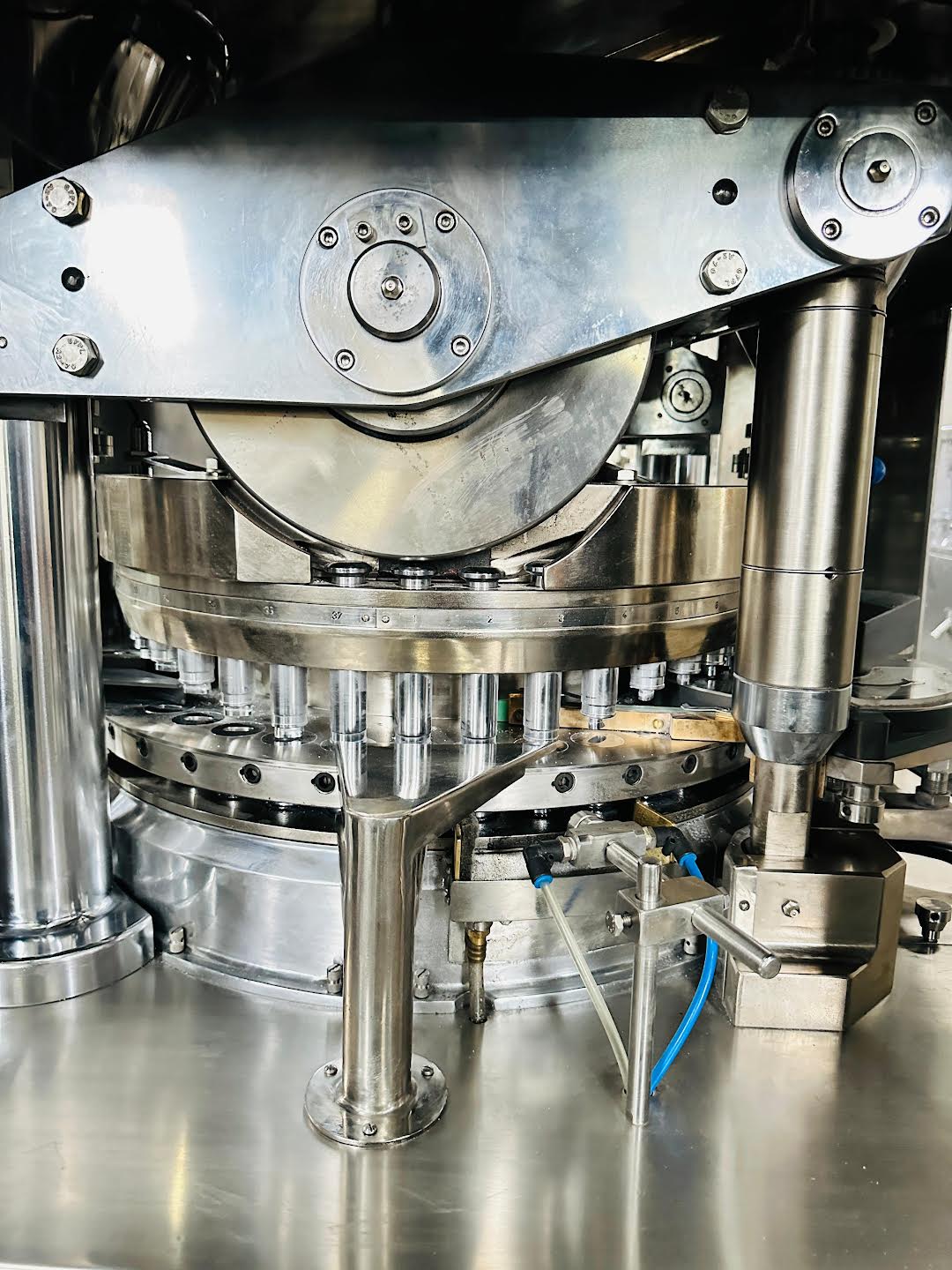 Common Challenges in Tablet Manufacturing and How Tablet Press Machines ...