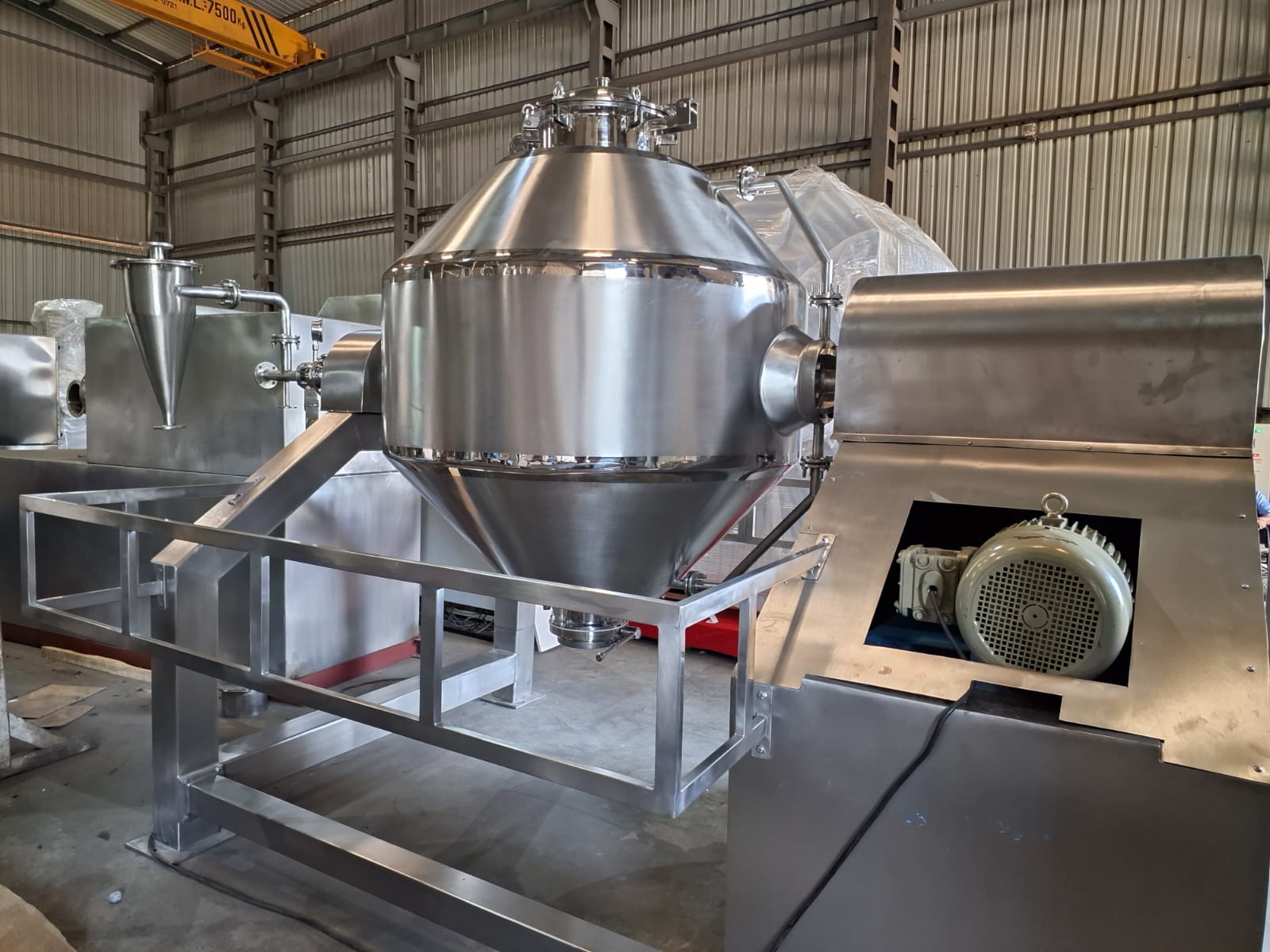 Rotocone Vacuum Dryer (RCVD) for Drying Solution