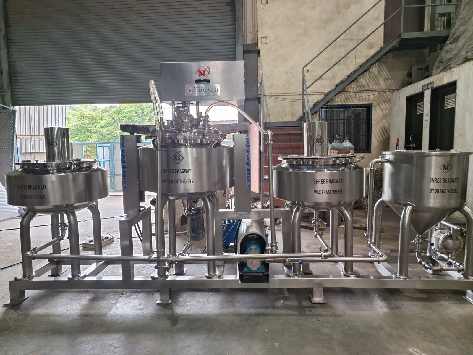 Ointment / Cream Manufacturing Plant: Advanced Semi-Solid Manufacturing Solutions